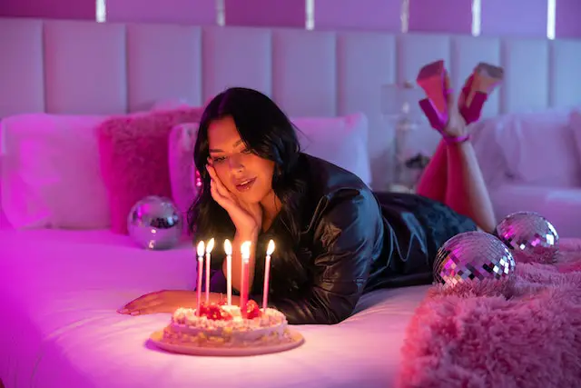Birthday Wishes For An Avid Reader - Love Text Messages